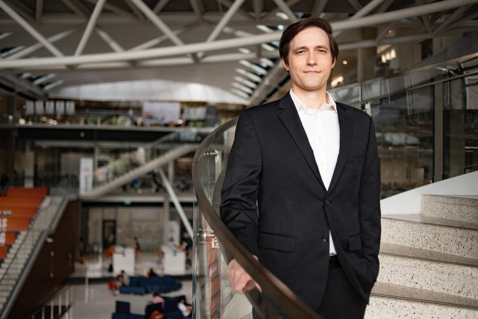 Measuring Light and Matter with More Precision | Texas ECE - Electrical ...