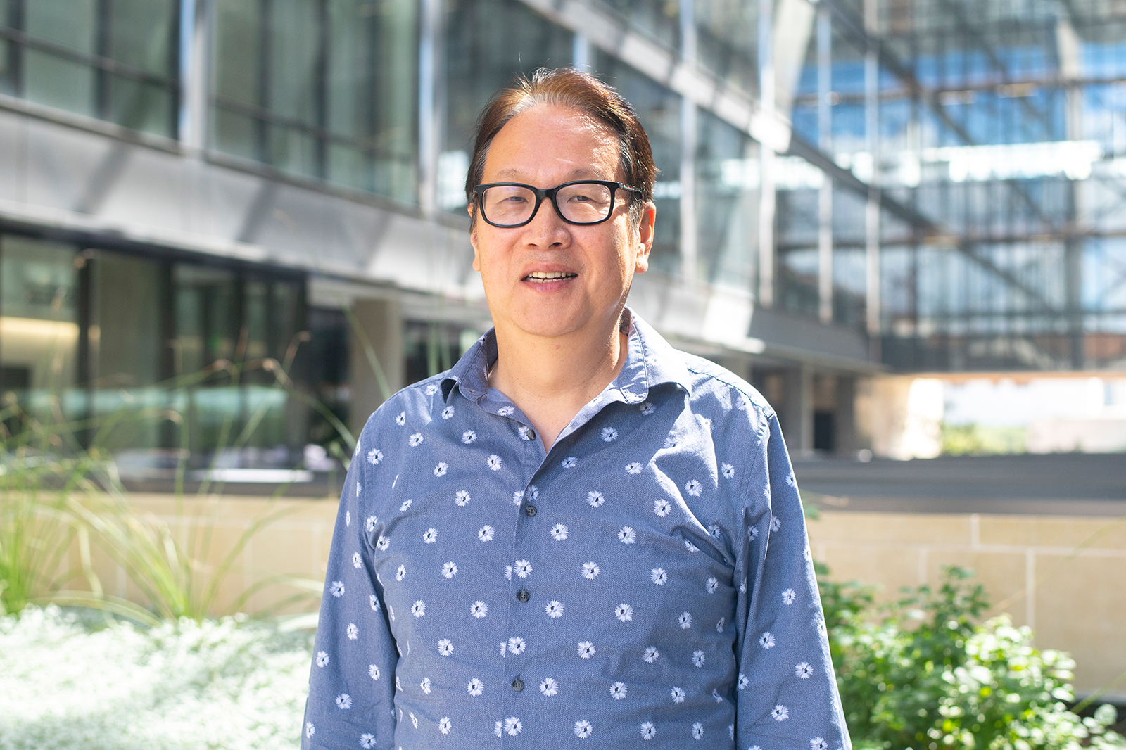 Ray Chen Elected to National Academy of Inventors | Texas ECE ...