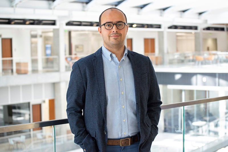 Aryan Mokhtari Receives Army Research Office Early Career Program Award ...