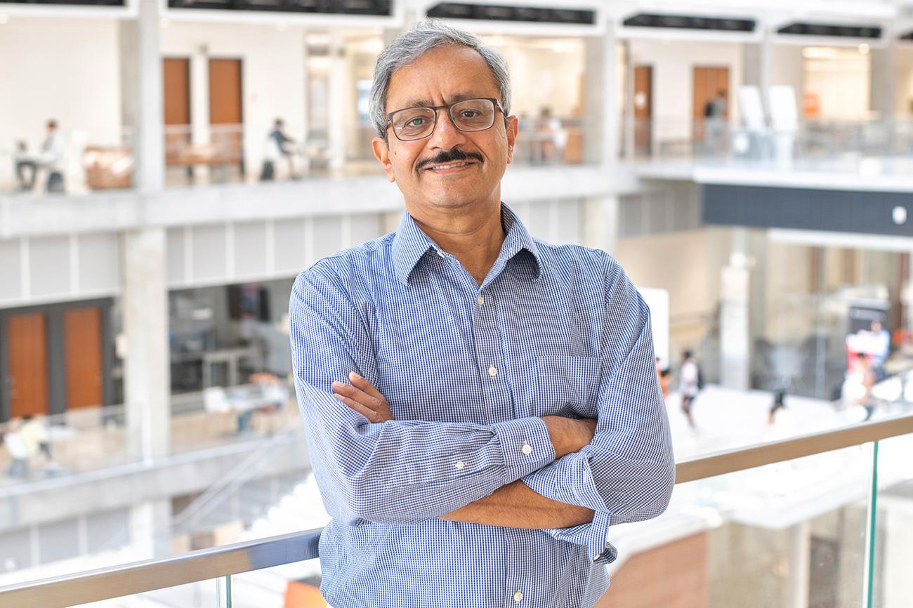 Faculty Directory | Texas ECE - Electrical & Computer Engineering at UT Austin