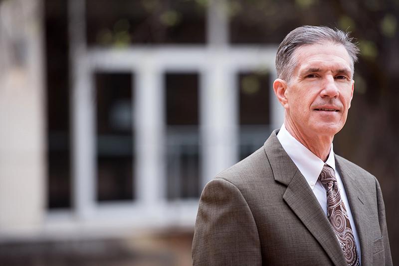 Faculty Directory | Texas ECE - Electrical & Computer Engineering at UT ...