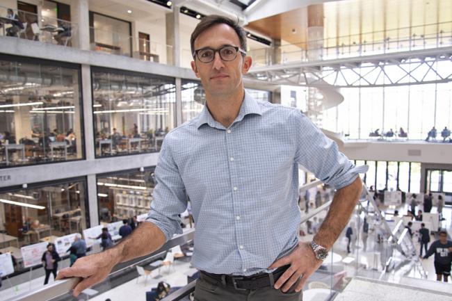 Faculty Directory | Texas ECE - Electrical & Computer Engineering at UT Austin