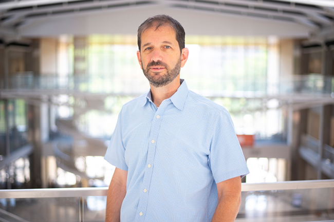 Faculty Directory | Texas ECE - Electrical & Computer Engineering at UT ...